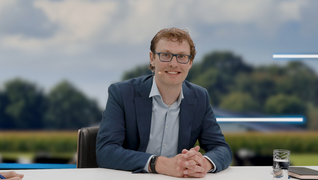 Krimp melkproductie vergt een wendbare zuivelketen - FB TV Richard ...